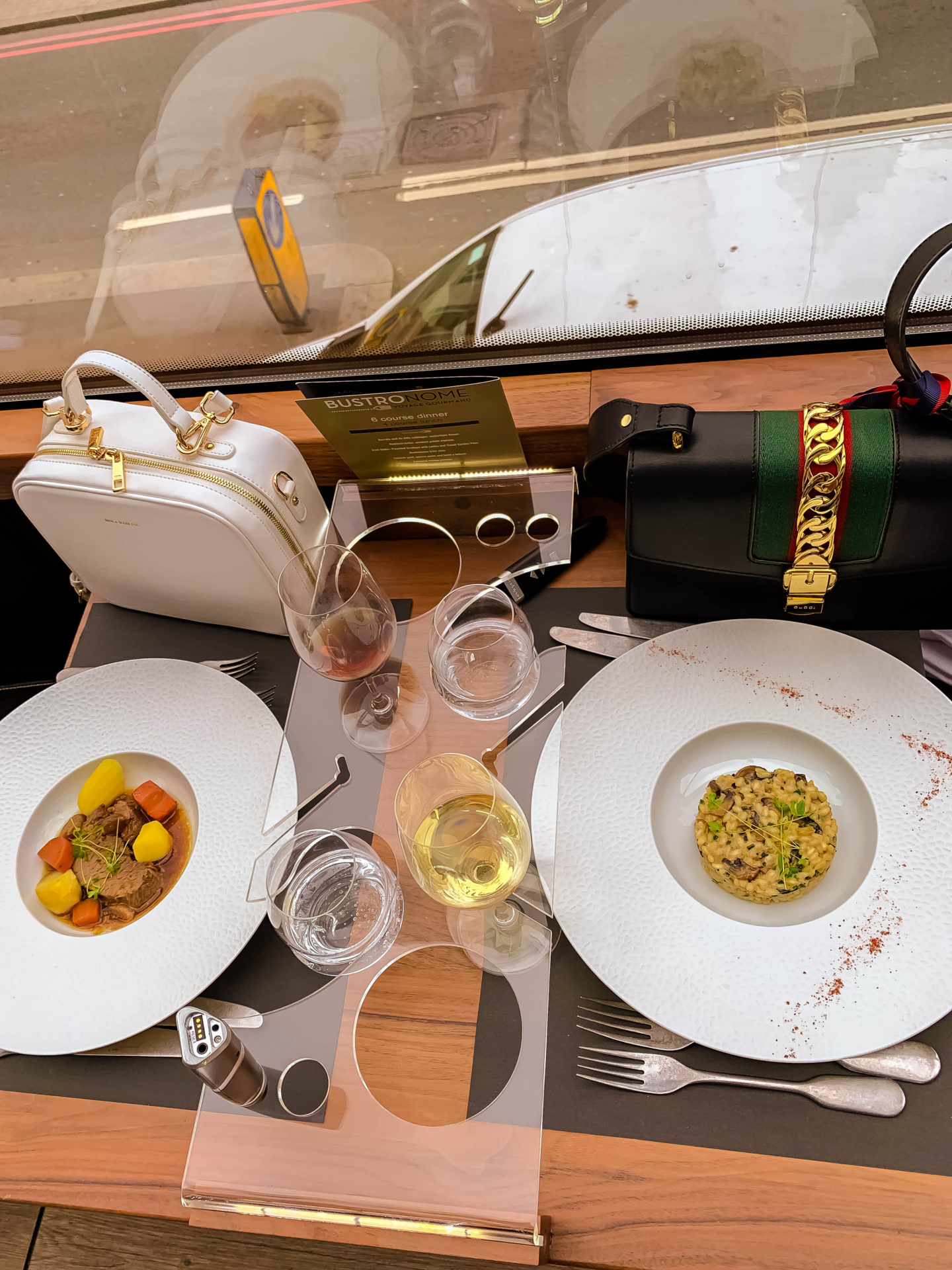 Bustronome: Gourmet Lunch on a London Bus Tour – Luxury Voyager